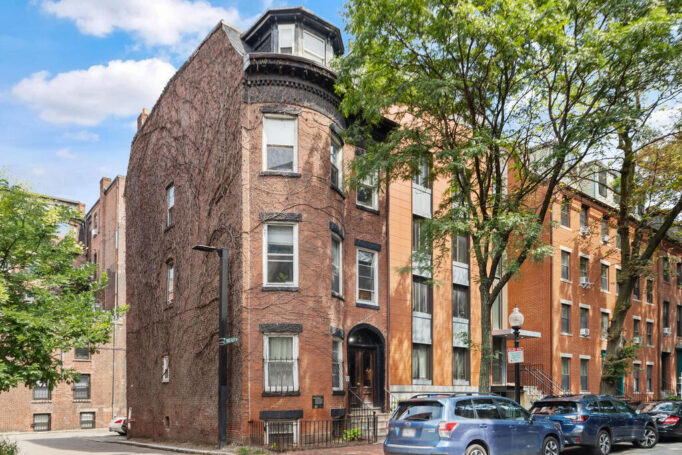 12 East Springfield St. Unit 3 – Boston, MA